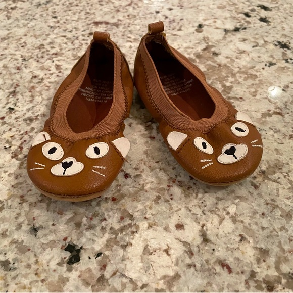 H&M | Shoes | Small Ballerina Shoes Cute Kitty Brown | Poshmark
